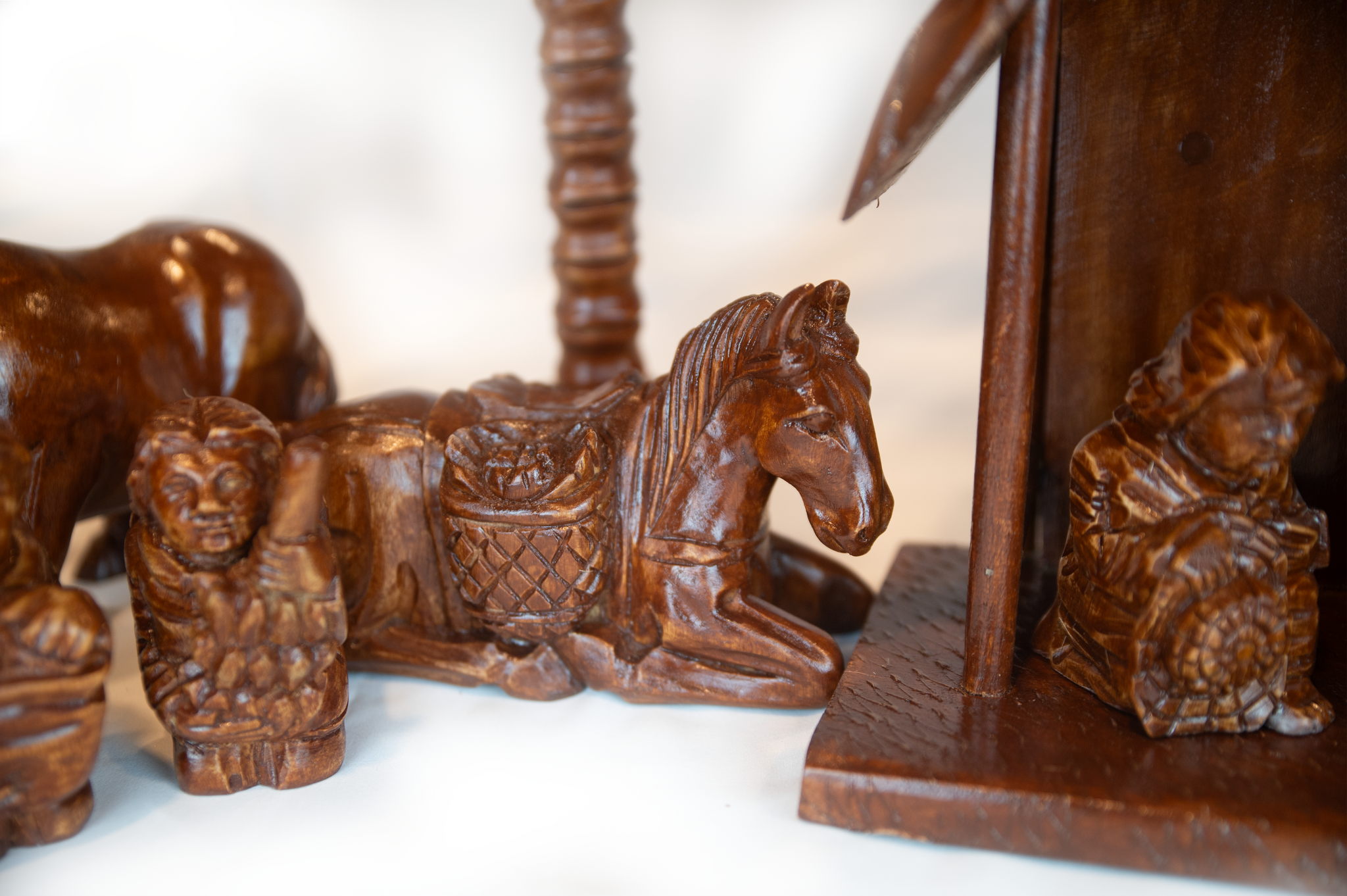 Native Philippine Nativity – Elevita